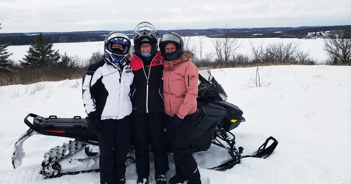 Popular Winter Outdoor Activities for Families | UCB Radio